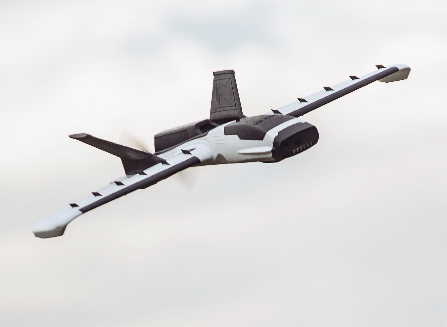ZOHD Dart XL "Enhanced Version" (Kit) FPV Flying Wing RC Airplane ...